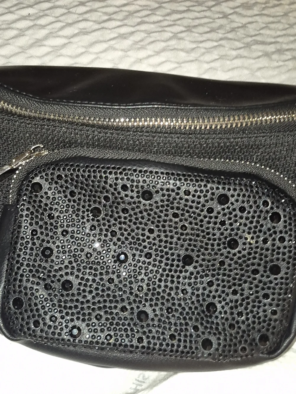 Steve Madden | Bags | Madden Nyc Black Pleather Crossbody With Silver ...